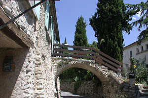 L'Escale - Alpes de Haute Provence - Provence Web