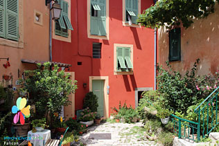 Falicon - Village in the Alpes Maritimes - Provence Web