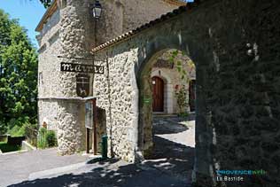 La Bastide - Village du Haut Var - Provence Web