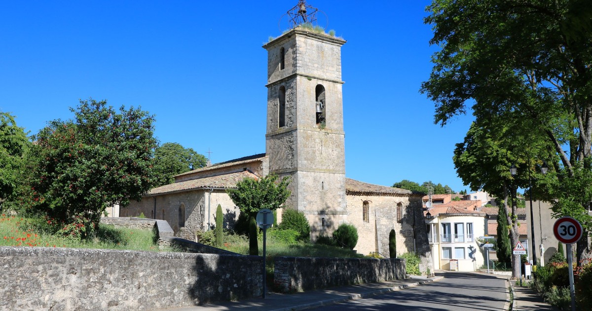 Céreste - joli village du Luberon - Alpes de Haute Provence