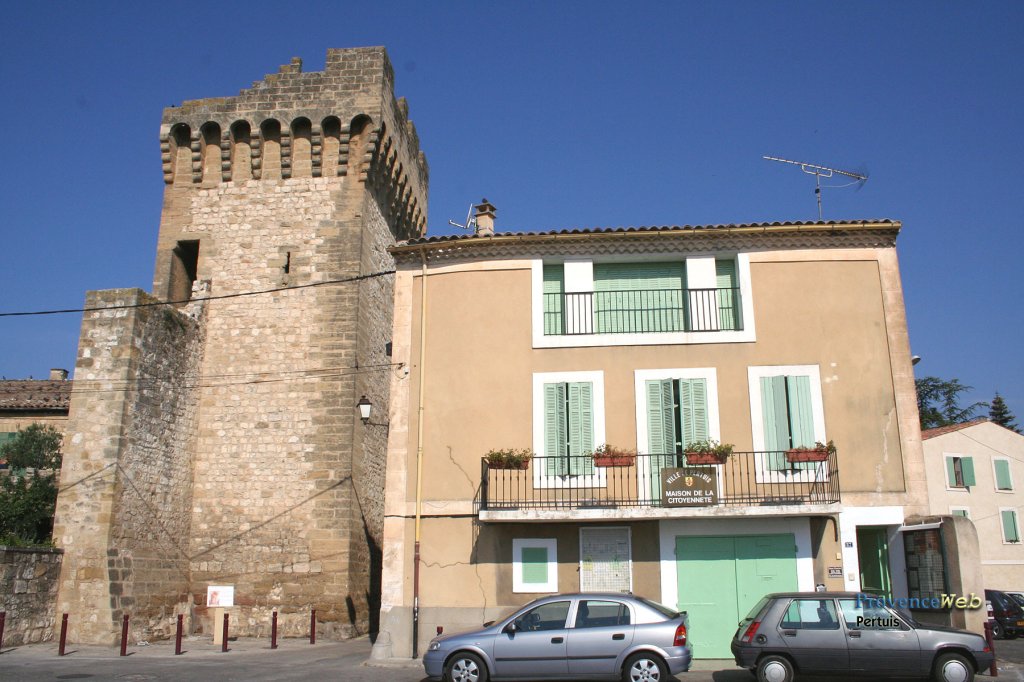 Pertuis - Ville du Vaucluse - Provence Web