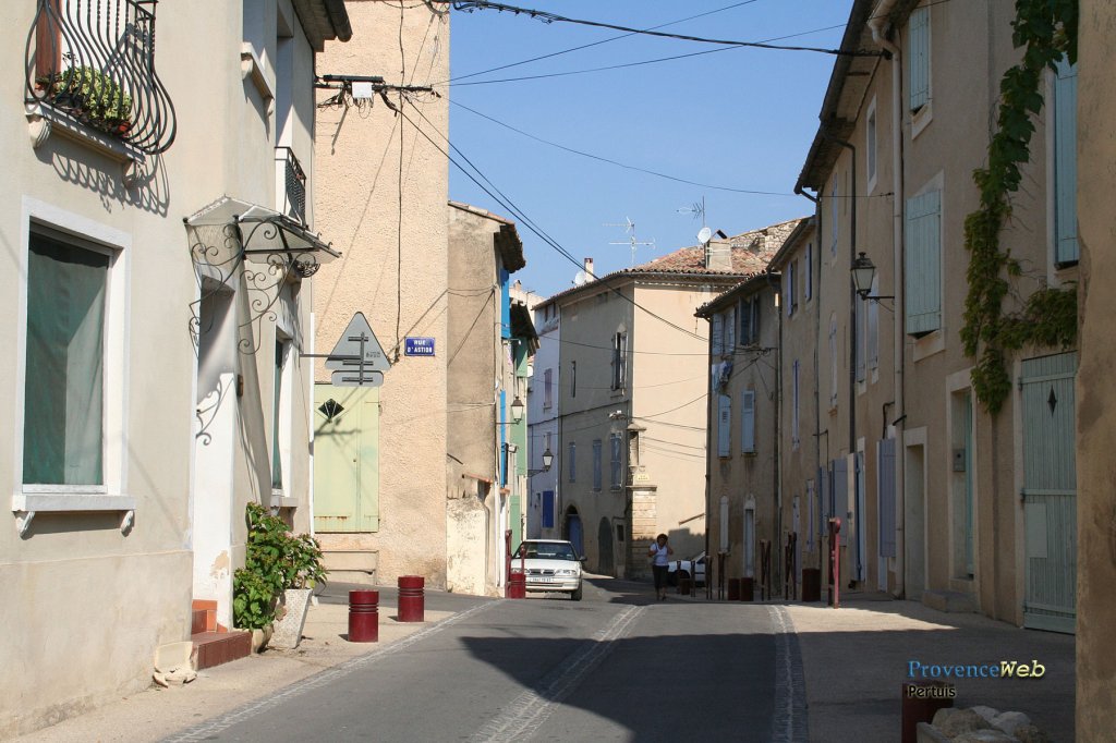 Pertuis - Ville du Vaucluse - Provence Web